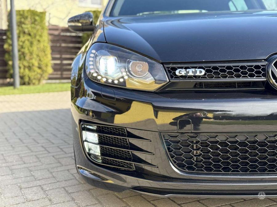 Black Volkswagen Golf 2012 in Kaisiadorys, with an engine capacity of 1.97 L and mileage of 360 thousand km for 6650 €, photo 8 on AUTOMOTO.COM.LV