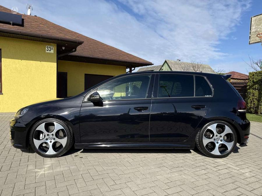 Black Volkswagen Golf 2012 in Kaisiadorys, with an engine capacity of 1.97 L and mileage of 360 thousand km for 6650 €, photo 9 on AUTOMOTO.COM.LV