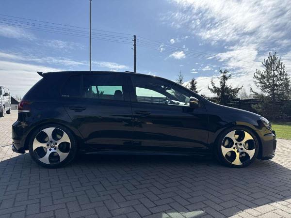 Black Volkswagen Golf 2012 in Kaisiadorys, with an engine capacity of 1.97 L and mileage of 360 thousand km for 6650 €, photo 9 on AUTOMOTO.COM.LV