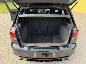 Black Volkswagen Golf 2012 in Kaisiadorys, with an engine capacity of 1.97 L and mileage of 360 thousand km for 6650 €, photo 17 on AUTOMOTO.COM.LV