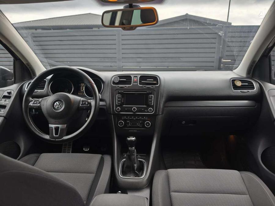 Melns Volkswagen Golf 2012 Kauņa, ar dzinēja tilpumu 1.97 L un nobraukumu 336 tūkst. km par 4999 €, foto 11 vietnē AUTOMOTO.COM.LV