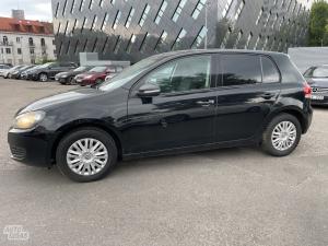 Melns Volkswagen Golf 2012 Viļņa, ar dzinēja tilpumu 1.20 L un nobraukumu 0 tūkst. km par 2000 €, foto 4 vietnē AUTOMOTO.COM.LV