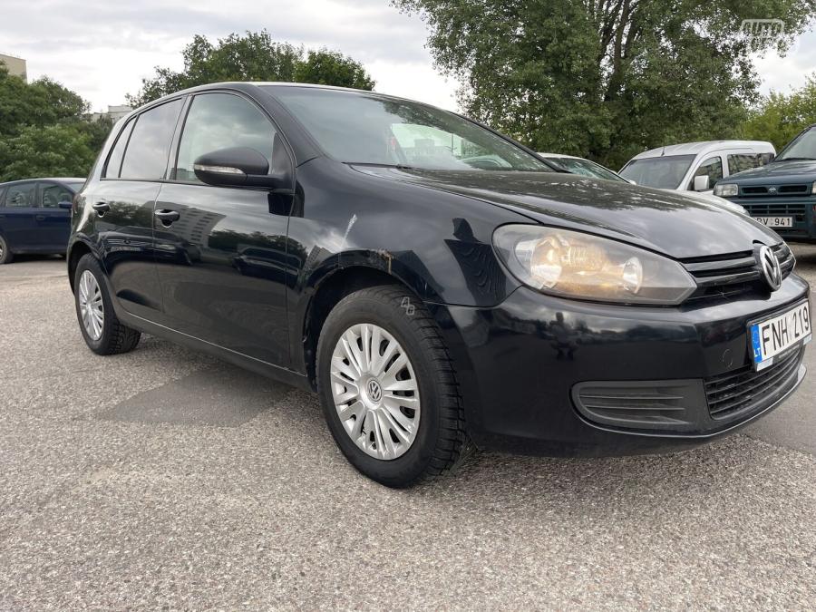 Melns Volkswagen Golf 2012 Viļņa, ar dzinēja tilpumu 1.20 L un nobraukumu 0 tūkst. km par 2000 €, foto 8 vietnē AUTOMOTO.COM.LV