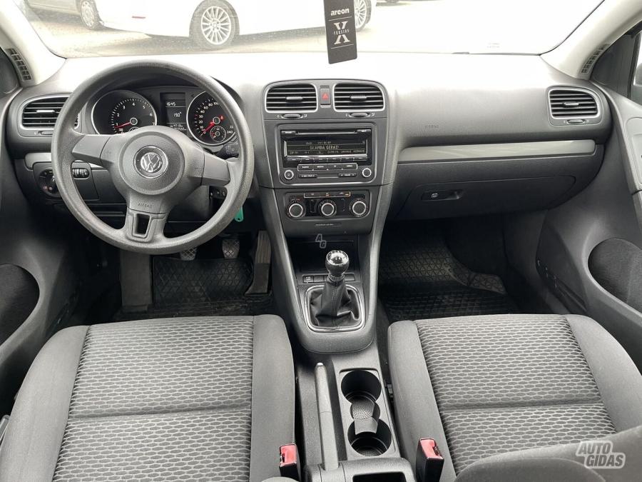 Melns Volkswagen Golf 2012 Viļņa, ar dzinēja tilpumu 1.20 L un nobraukumu 0 tūkst. km par 2000 €, foto 15 vietnē AUTOMOTO.COM.LV