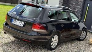 Melns Volkswagen Golf 2012 Viļņa, ar dzinēja tilpumu 1.60 L un nobraukumu 320 tūkst. km par 2650 €, foto 4 vietnē AUTOMOTO.COM.LV