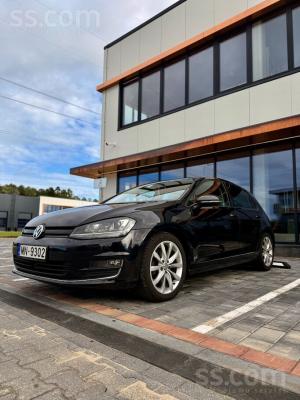 Black Volkswagen Golf 2012 in Riga, with an engine capacity of 2.00 L and mileage of 256 thousand km for 8500 €, photo 4 on AUTOMOTO.COM.LV