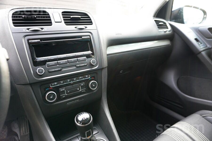 Black Volkswagen Golf 2012 in Riga, with an engine capacity of 1.20 L and mileage of 276 thousand km for 5490 €, photo 14 on AUTOMOTO.COM.LV