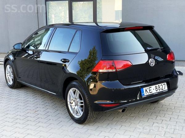 Black Volkswagen Golf 2013 in Riga, with an engine capacity of 1.60 L and mileage of 99 thousand km for 7800 €, photo 6 on AUTOMOTO.COM.LV