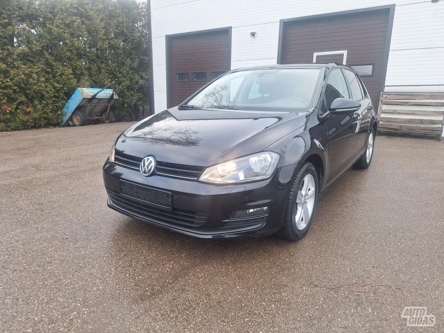 Black Volkswagen Golf 2013 in Utena, with an engine capacity of 1.60 L and mileage of 207 thousand km for 6600 €, photo 1 on AUTOMOTO.COM.LV