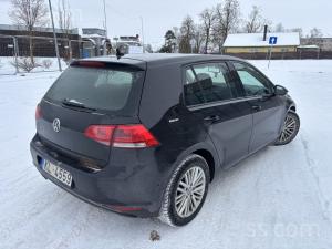 Black Volkswagen Golf 2013 in Bauska, with an engine capacity of 2.00 L and mileage of 509 thousand km for 2600 €, photo 4 on AUTOMOTO.COM.LV