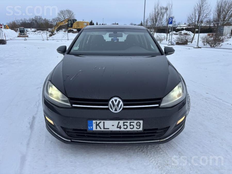 Black Volkswagen Golf 2013 in Bauska, with an engine capacity of 2.00 L and mileage of 509 thousand km for 2600 €, photo 5 on AUTOMOTO.COM.LV