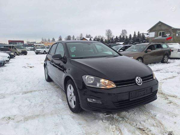 Black Volkswagen Golf 2013 in Utena, with an engine capacity of 1.60 L and mileage of 207 thousand km for 6200 €, photo 2 on AUTOMOTO.COM.LV