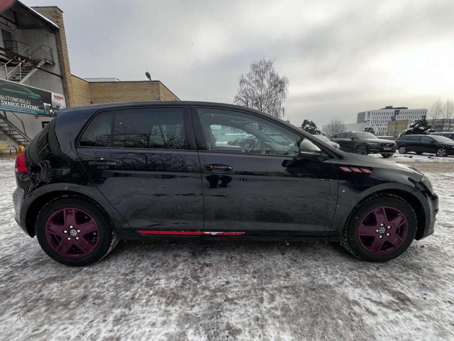 Melns Volkswagen Golf 2013 Viļņa, ar dzinēja tilpumu 1.40 L un nobraukumu 126 tūkst. km par 6750 €, foto 8 vietnē AUTOMOTO.COM.LV