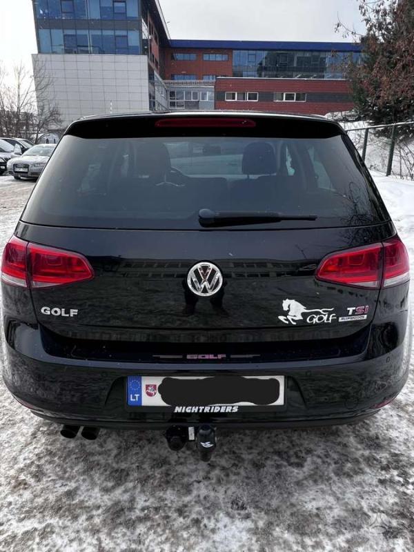 Black Volkswagen Golf 2013 in Vilnius, with an engine capacity of 1.40 L and mileage of 126 thousand km for 6750 €, photo 9 on AUTOMOTO.COM.LV