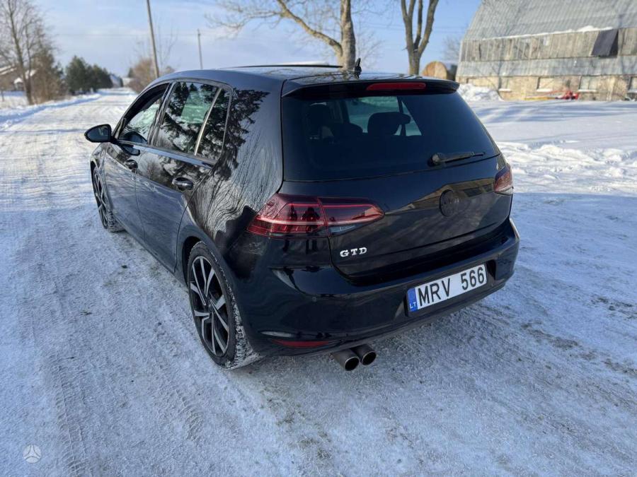 Melns Volkswagen Golf 2013 Ukmergė, ar dzinēja tilpumu 1.97 L un nobraukumu 210 tūkst. km par 3200 €, foto 1 vietnē AUTOMOTO.COM.LV