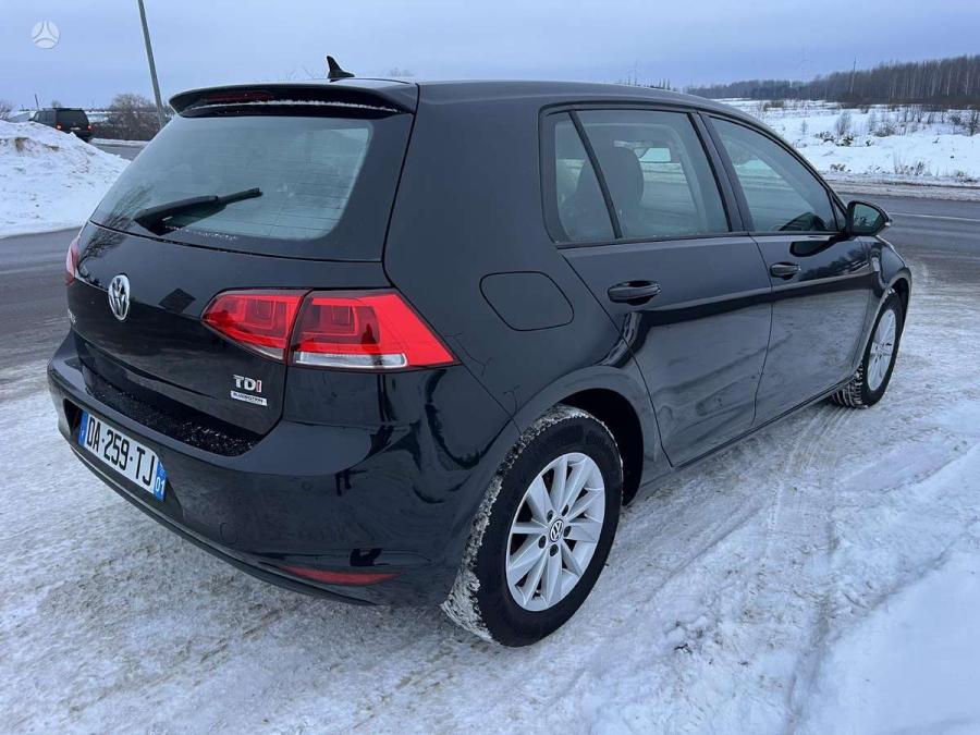 Black Volkswagen Golf 2013 in Taurage, with an engine capacity of 1.60 L and mileage of 266 thousand km for 5800 €, photo 8 on AUTOMOTO.COM.LV