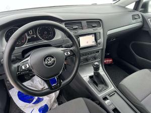 Black Volkswagen Golf 2013 in Taurage, with an engine capacity of 1.60 L and mileage of 266 thousand km for 5800 €, photo 21 on AUTOMOTO.COM.LV