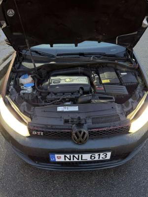 Black Volkswagen Golf 2013 in Siauliai, with an engine capacity of 1.98 L and mileage of 274 thousand km for 7500 €, photo 5 on AUTOMOTO.COM.LV