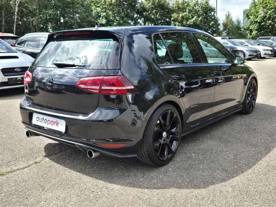 Black Volkswagen Golf 2013 in Vilnius, with an engine capacity of 1.98 L and mileage of 184 thousand km for 11900 €, photo 4 on AUTOMOTO.COM.LV