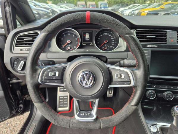 Black Volkswagen Golf 2013 in Vilnius, with an engine capacity of 1.98 L and mileage of 184 thousand km for 11900 €, photo 9 on AUTOMOTO.COM.LV