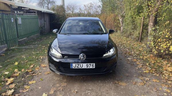 Black Volkswagen Golf 2013 in Vilnius, with an engine capacity of 1.40 L and mileage of 300 thousand km for 7000 €, photo 1 on AUTOMOTO.COM.LV