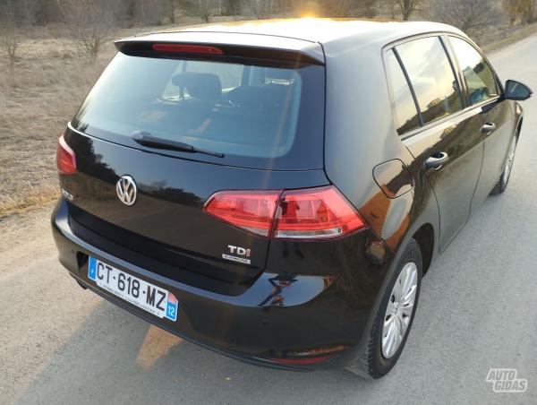 Black Volkswagen Golf 2013 in Vilnius, with an engine capacity of 1.60 L and mileage of 215 thousand km for 7499 €, photo 4 on AUTOMOTO.COM.LV