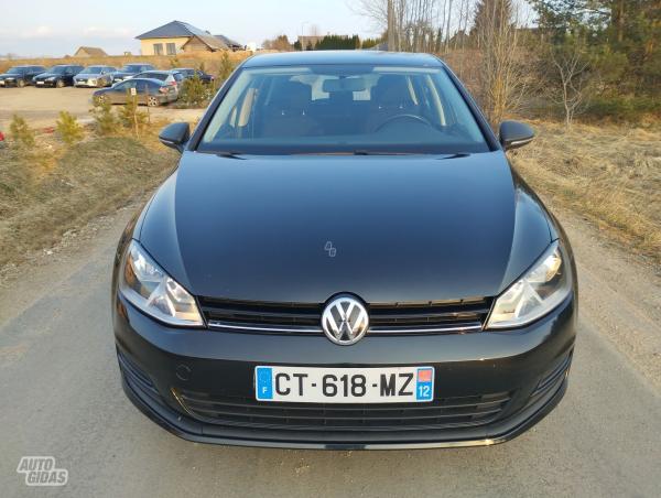 Black Volkswagen Golf 2013 in Vilnius, with an engine capacity of 1.60 L and mileage of 215 thousand km for 7499 €, photo 5 on AUTOMOTO.COM.LV