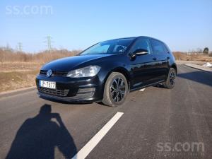Black Volkswagen Golf 2013 in Gulbene, with an engine capacity of 1.60 L and mileage of 384 thousand km for 3395 €, photo 18 on AUTOMOTO.COM.LV