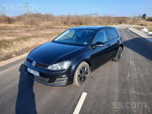 Black Volkswagen Golf 2013 in Gulbene, with an engine capacity of 1.60 L and mileage of 384 thousand km for 3395 €, photo 19 on AUTOMOTO.COM.LV