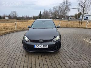 Melns Volkswagen Golf 2013 Rīga, ar dzinēja tilpumu 2.00 L un nobraukumu 250 tūkst. km par 8500 €, foto 4 vietnē AUTOMOTO.COM.LV