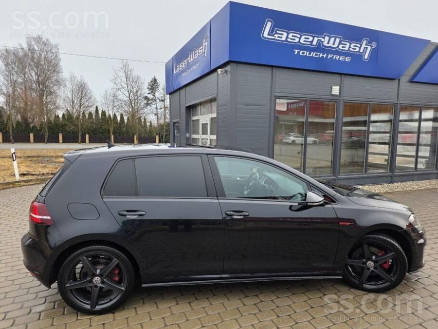 Melns Volkswagen Golf 2013 Rīga, ar dzinēja tilpumu 2.00 L un nobraukumu 250 tūkst. km par 8500 €, foto 6 vietnē AUTOMOTO.COM.LV