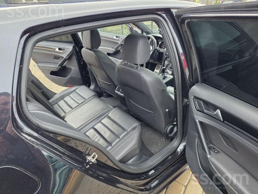 Melns Volkswagen Golf 2013 Rīga, ar dzinēja tilpumu 2.00 L un nobraukumu 250 tūkst. km par 8500 €, foto 12 vietnē AUTOMOTO.COM.LV