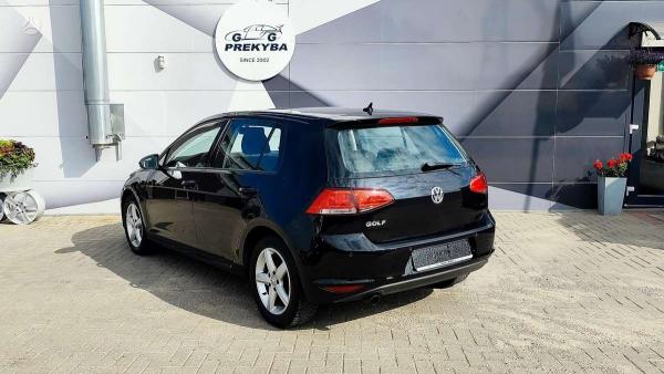 Black Volkswagen Golf 2013 in Kaunas, with an engine capacity of 1.20 L and mileage of 122 thousand km for 7450 €, photo 7 on AUTOMOTO.COM.LV