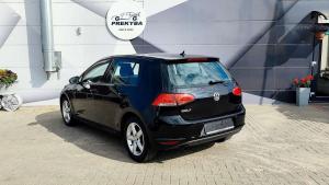 Melns Volkswagen Golf 2013 Kauņa, ar dzinēja tilpumu 1.20 L un nobraukumu 122 tūkst. km par 7450 €, foto 8 vietnē AUTOMOTO.COM.LV