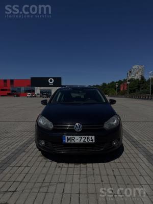 Black Volkswagen Golf 2013 in Riga, with an engine capacity of 1.60 L and mileage of 263 thousand km for 3690 €, photo 3 on AUTOMOTO.COM.LV