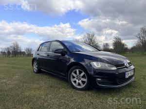 Black Volkswagen Golf 2013 in Dobele, with an engine capacity of 2.00 L and mileage of 263 thousand km for 5800 €, photo 4 on AUTOMOTO.COM.LV