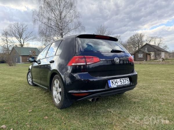 Black Volkswagen Golf 2013 in Dobele, with an engine capacity of 2.00 L and mileage of 263 thousand km for 5800 €, photo 4 on AUTOMOTO.COM.LV