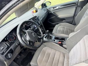 Black Volkswagen Golf 2013 in Dobele, with an engine capacity of 2.00 L and mileage of 263 thousand km for 5800 €, photo 6 on AUTOMOTO.COM.LV