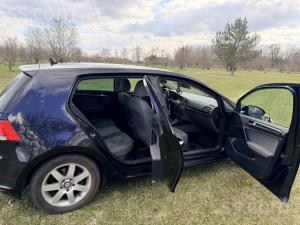 Black Volkswagen Golf 2013 in Dobele, with an engine capacity of 2.00 L and mileage of 263 thousand km for 5800 €, photo 7 on AUTOMOTO.COM.LV