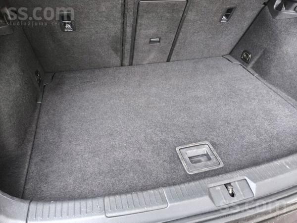 Melns Volkswagen Golf 2013 Rēzekne, ar dzinēja tilpumu 2.00 L un nobraukumu 252 tūkst. km par 7100 €, foto 10 vietnē AUTOMOTO.COM.LV