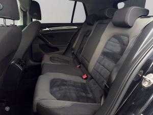 Melns Volkswagen Golf 2013 Kauņa, ar dzinēja tilpumu 1.60 L un nobraukumu 310 tūkst. km par 3999 €, foto 12 vietnē AUTOMOTO.COM.LV