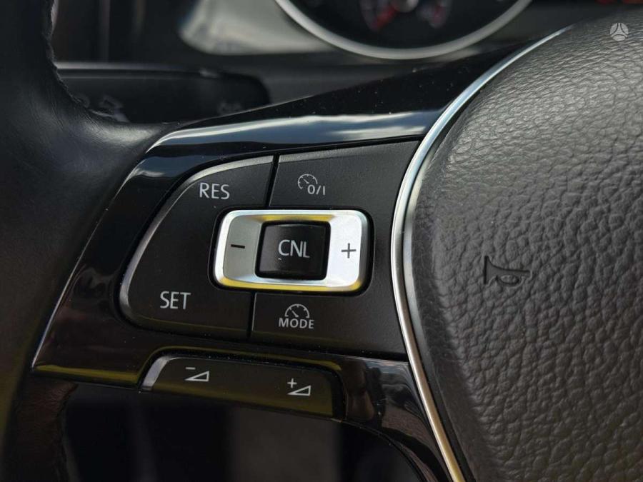 Melns Volkswagen Golf 2013 Kauņa, ar dzinēja tilpumu 1.60 L un nobraukumu 310 tūkst. km par 3999 €, foto 19 vietnē AUTOMOTO.COM.LV