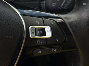 Melns Volkswagen Golf 2013 Kauņa, ar dzinēja tilpumu 1.60 L un nobraukumu 310 tūkst. km par 3999 €, foto 20 vietnē AUTOMOTO.COM.LV