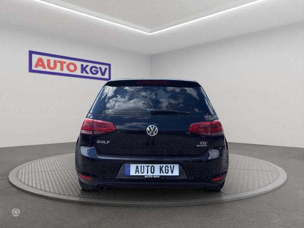 Black Volkswagen Golf 2013 in Kaunas, with an engine capacity of 1.60 L and mileage of 310 thousand km for 3999 €, photo 4 on AUTOMOTO.COM.LV