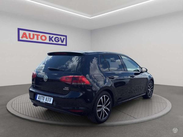 Black Volkswagen Golf 2013 in Kaunas, with an engine capacity of 1.60 L and mileage of 310 thousand km for 3999 €, photo 5 on AUTOMOTO.COM.LV
