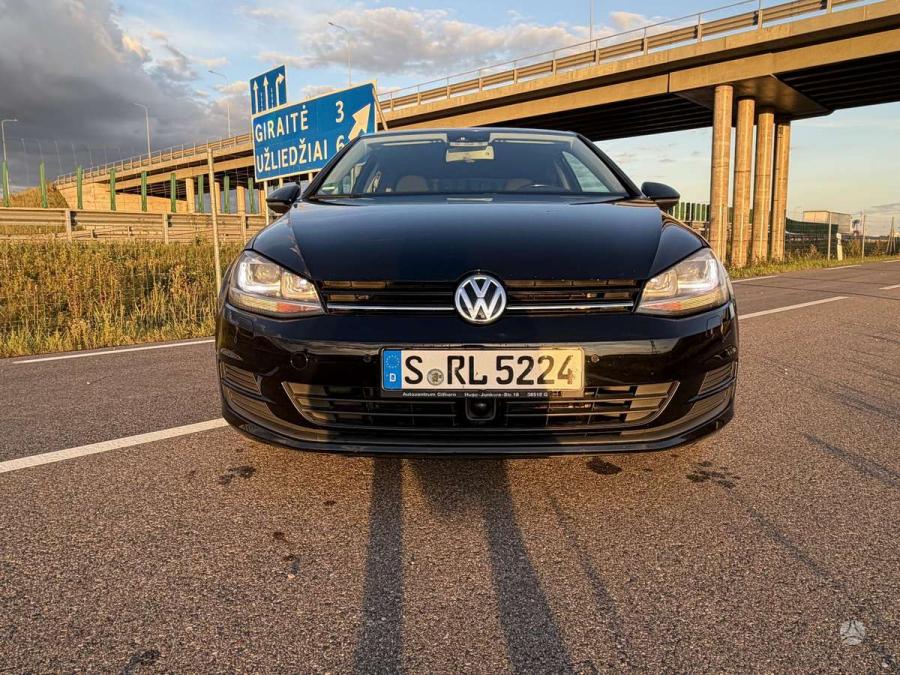 Melns Volkswagen Golf 2013 Kauņa, ar dzinēja tilpumu 1.60 L un nobraukumu 237 tūkst. km par 5400 €, foto 6 vietnē AUTOMOTO.COM.LV
