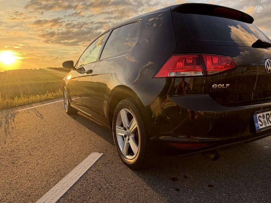 Melns Volkswagen Golf 2013 Kauņa, ar dzinēja tilpumu 1.60 L un nobraukumu 237 tūkst. km par 5400 €, foto 7 vietnē AUTOMOTO.COM.LV