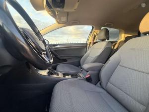 Melns Volkswagen Golf 2013 Kauņa, ar dzinēja tilpumu 1.60 L un nobraukumu 237 tūkst. km par 5400 €, foto 12 vietnē AUTOMOTO.COM.LV