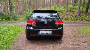 Melns Volkswagen Golf 2013 Jūrmala, ar dzinēja tilpumu 1.60 L un nobraukumu 298 tūkst. km par 4000 €, foto 6 vietnē AUTOMOTO.COM.LV