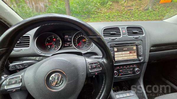 Black Volkswagen Golf 2013 in Jurmala, with an engine capacity of 1.60 L and mileage of 298 thousand km for 3500 €, photo 11 on AUTOMOTO.COM.LV